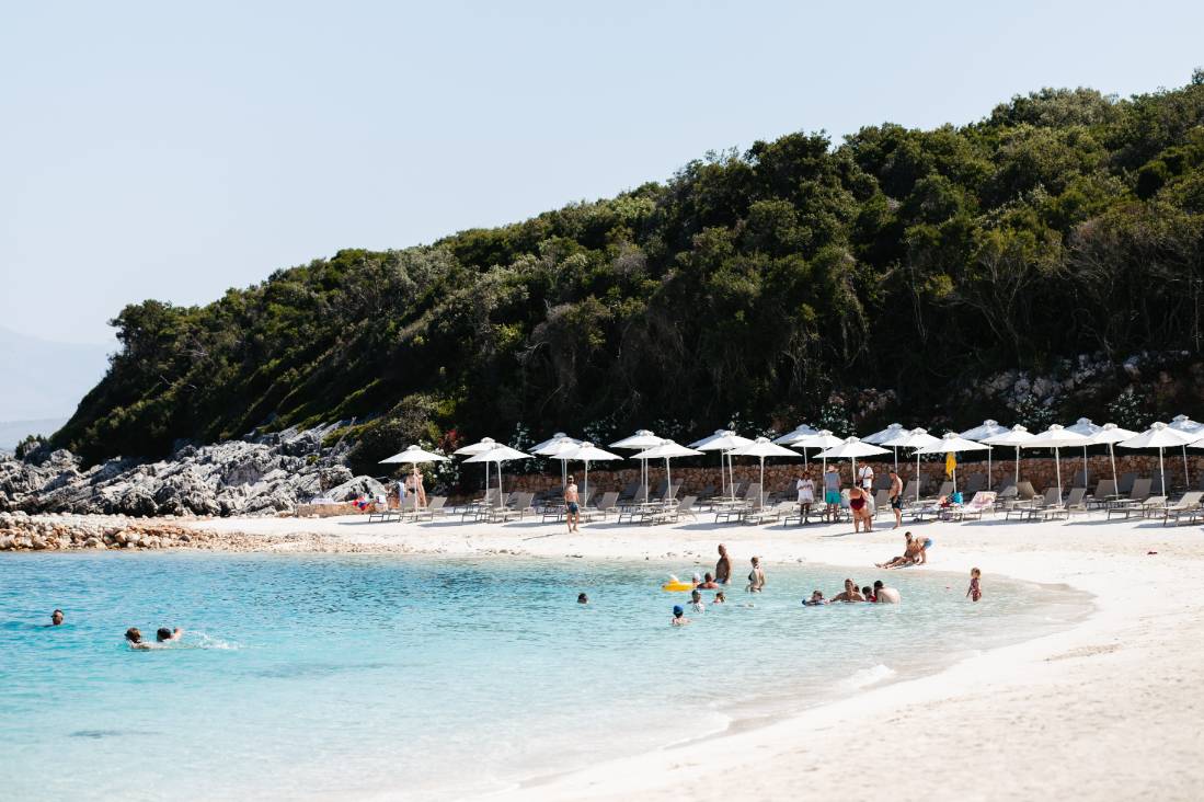 Arameras VIP BEACH - KSAMIL, Albania